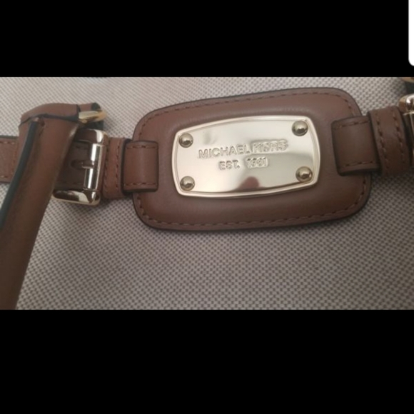 Michael Kors | Bags | Mk Est 981 Purse | Poshmark